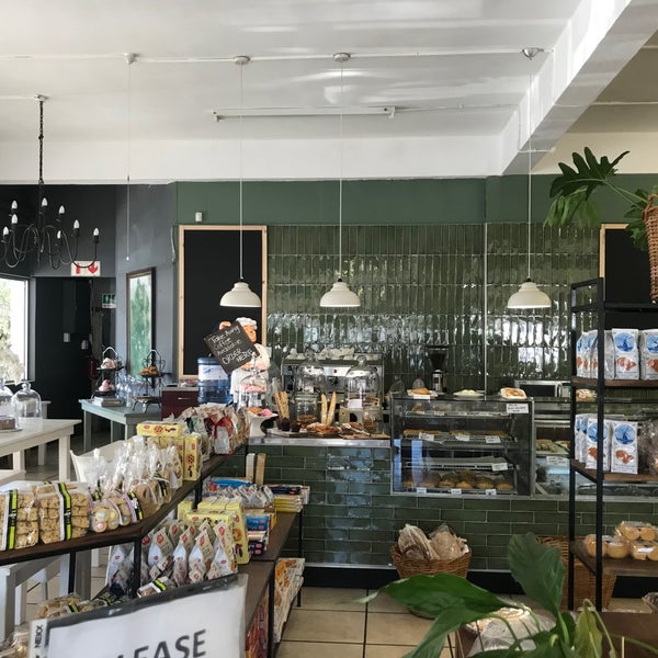 Martin's Bakery - Bakery in Diep River