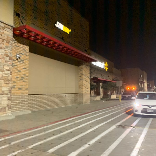 Walmart Supercenter - 27 tips from 1150 visitors