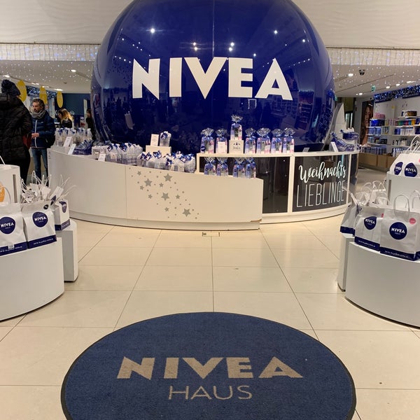 Photos at NIVEA Haus Berlin - Cosmetics Store in Unter den Linden