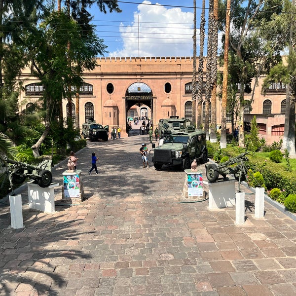 Cuartel General 12 Zona Militar - 6 tips from 140 visitors