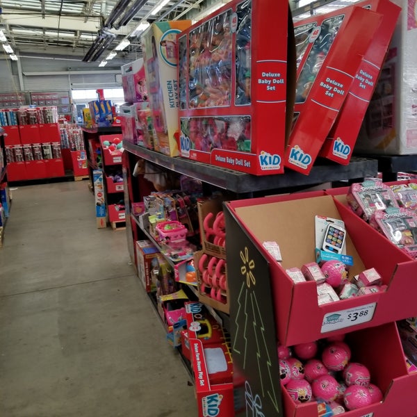 Walmart Supercenter - Big Box Store