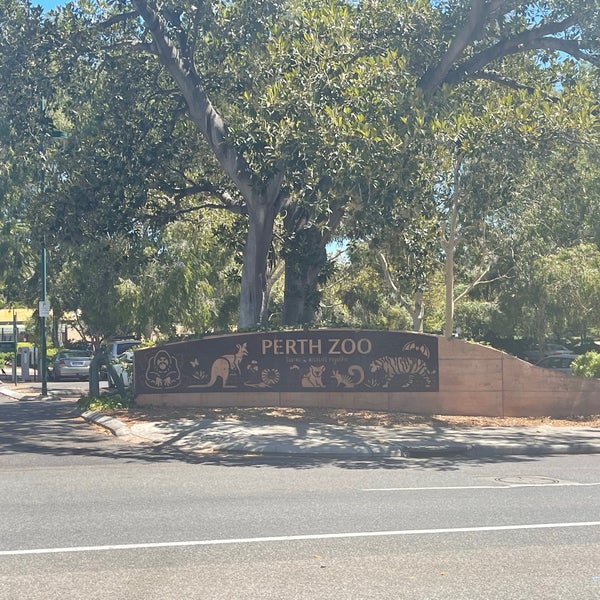 Perth Zoo - 54 tips from 2249 visitors