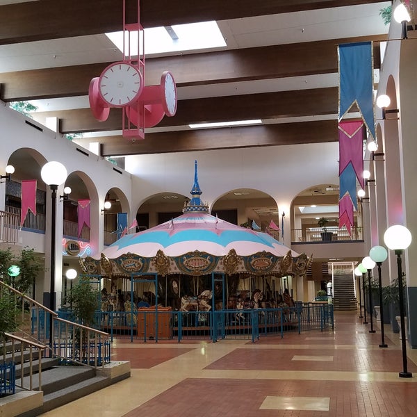 Carousel Mall - Shopping Mall in San Bernardino