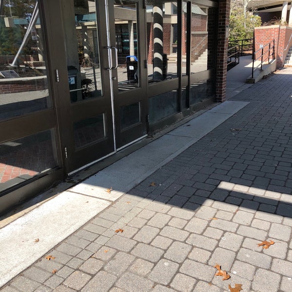 Horn Library - College Library in Babson Park