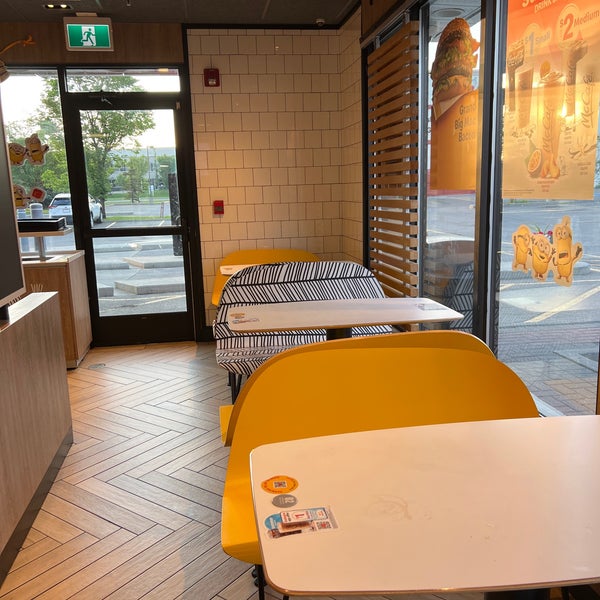 McDonald's - Fast Food Restaurant in Northeast Calgary