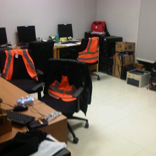 PT. Synergy Engineering - Office