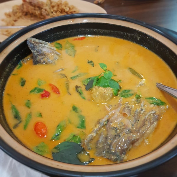 Photos at Muara Kuring - Seafood Khas Indonesia - Seafood Restaurant in ...