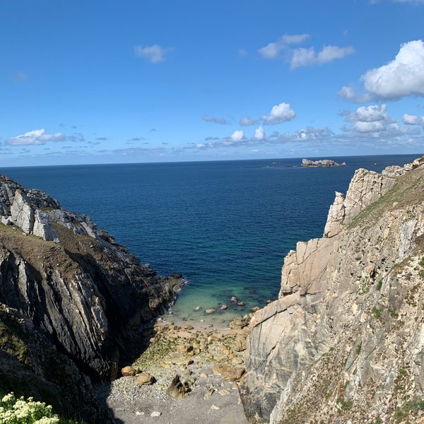 Photos at Plage de Pen Hat - Beach in Camaret-sur-Mer