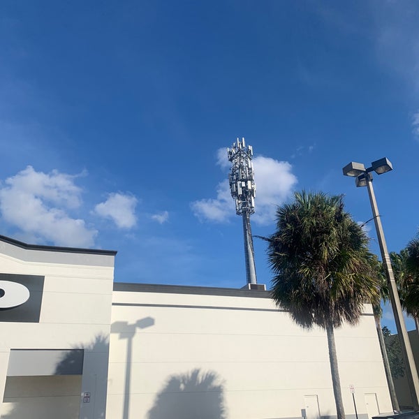 Bed Bath & Beyond - Shadowood Square - 3 tips from 598 visitors