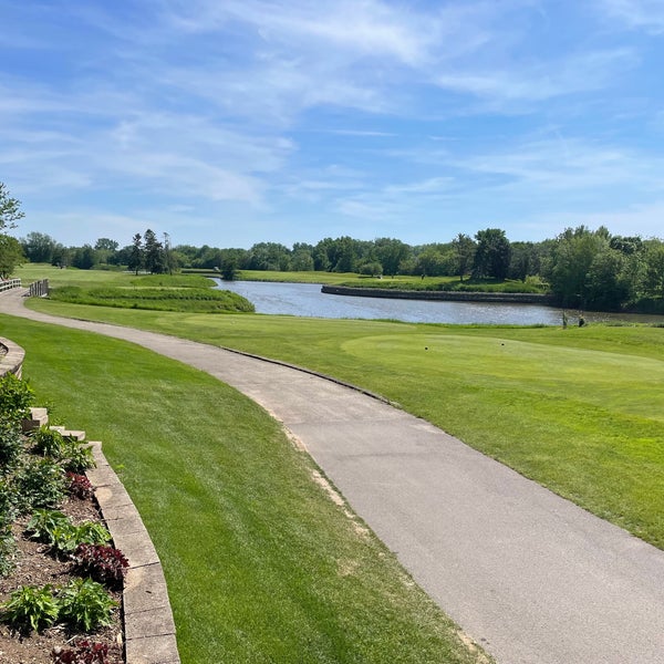 The Dock Bar & Grill at Seven Bridges Golf Club - Woodridge, IL