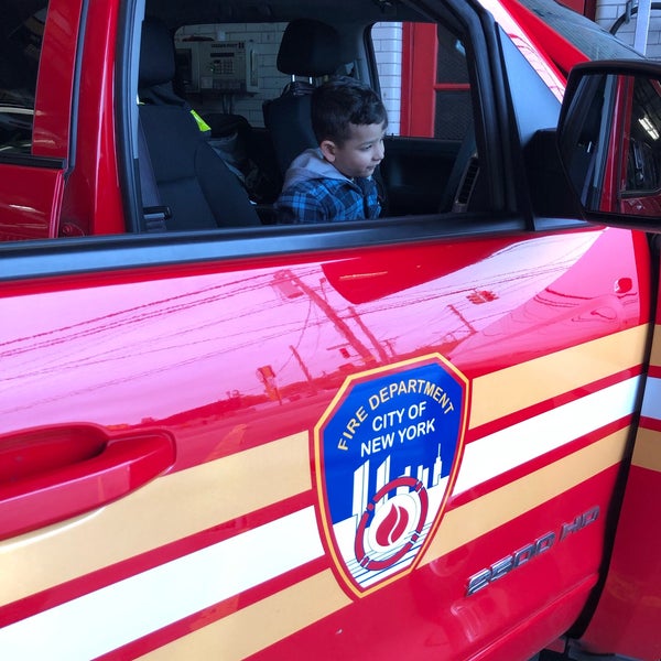 FDNY Engine 152 - Fire Station in Rosebank