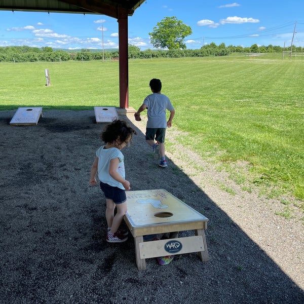 Barton Orchards - 63 Apple Tree Ln