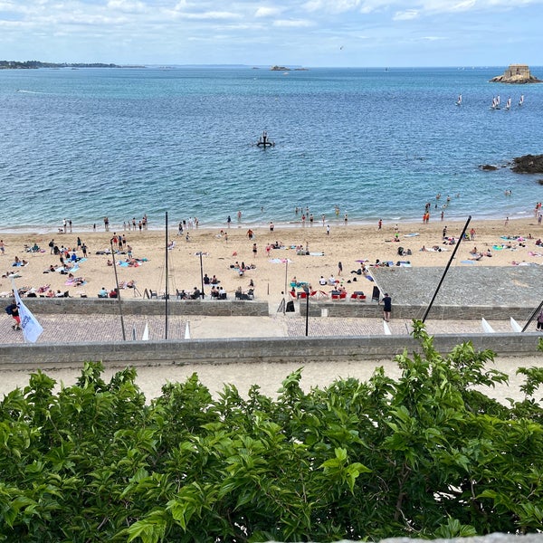 Plage de Bon Secours - Beach in Saint-Malo