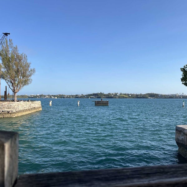 Wahoo's Bistro - Seafood Restaurant