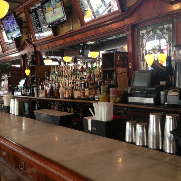 The Madison Bar and Grill - 88 tips from 4812 visitors