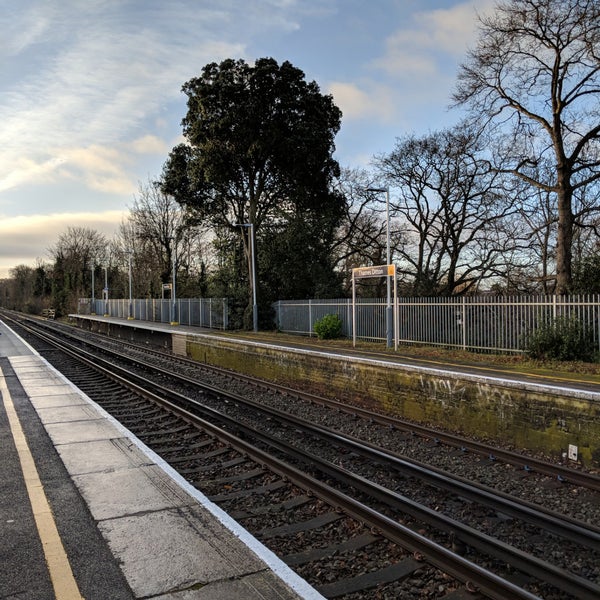 Thames Ditton Railway Station (THD) - Rail Station