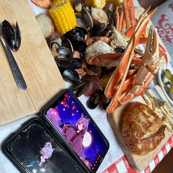 Photos at The Crab Pot - Seafood Restaurant in Seattle