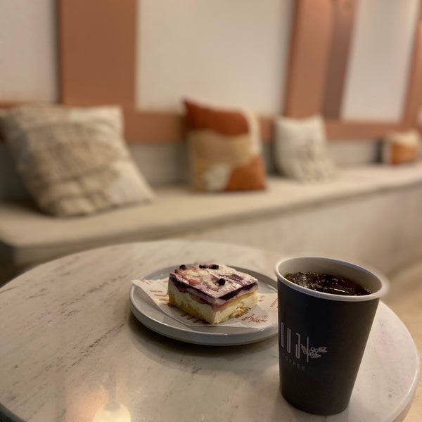 GUJI | قوجـي - Café