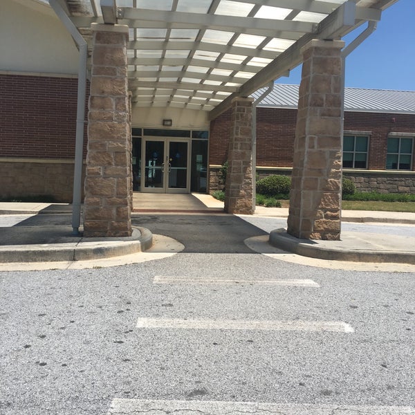 South Cobb Regional Library - College Library in Mableton