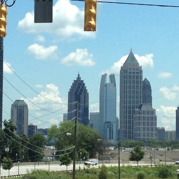 Lookout Atlanta Skyline View - Berkeley Park - 1 tip from 184 visitors