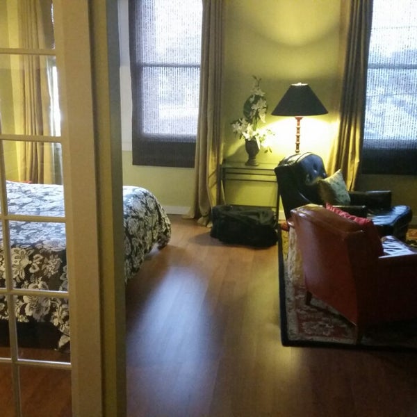 Fountainview Inn - Fountain Square - 1105 Prospect St