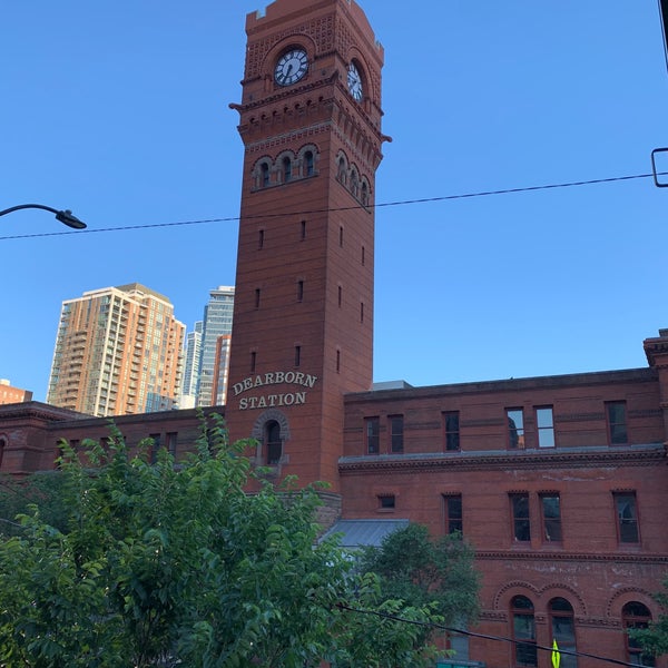 Dearborn Station - Dearborn Park - Chicago, IL