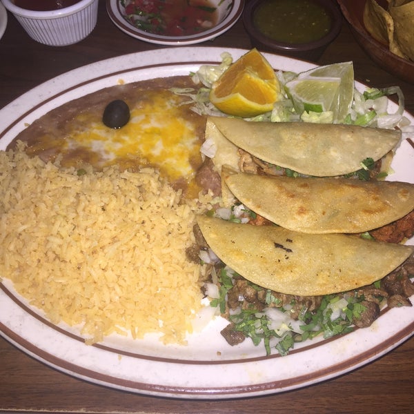 Los Compadres Fine Mexican Food - 2 tips
