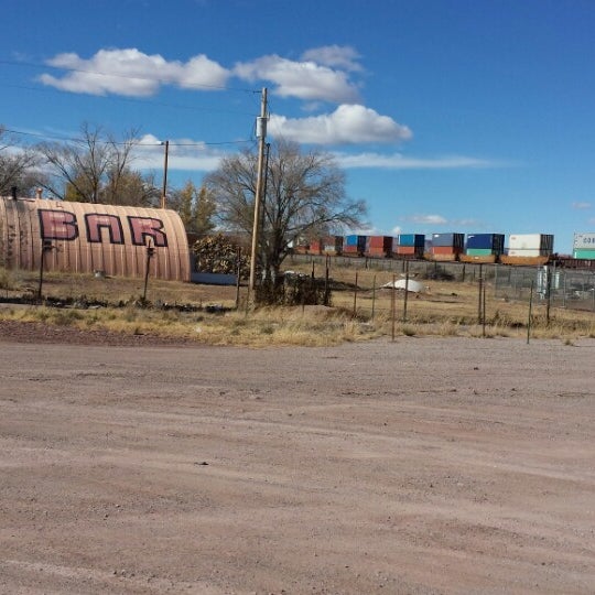 Tomahawk Bar - Convenience Store