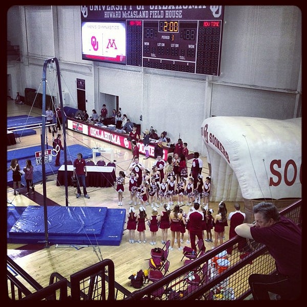 McCasland Fieldhouse - College Stadium