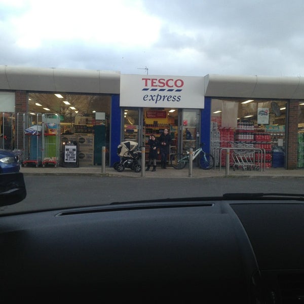 Tesco Express - 47 visitors