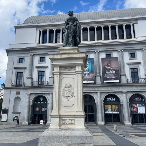 Plaza de Isabel II - Opera - Pl. Isabel II