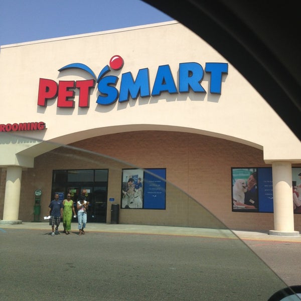 PetSmart - Pet Supplies Store