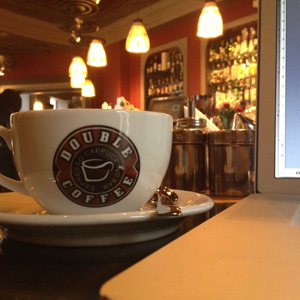 Manhattan Double Coffee (Now Closed) - Café in Riga