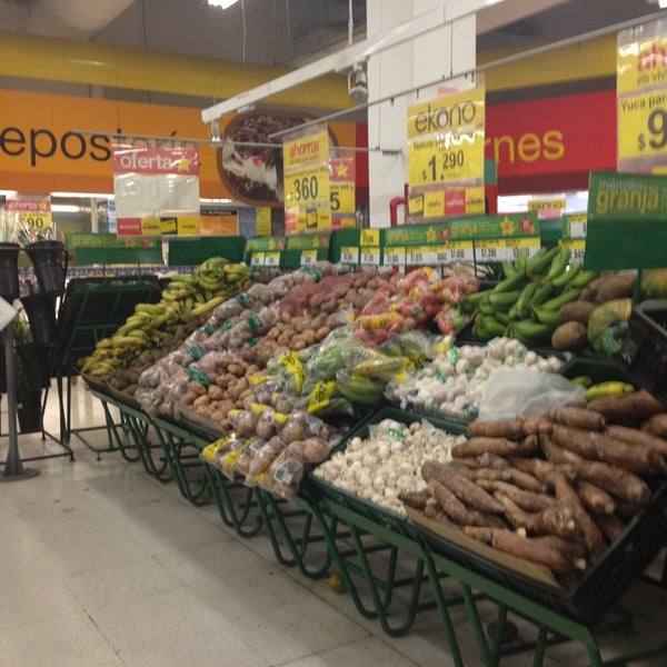 Exito - Grocery Store in Santiago de Cali