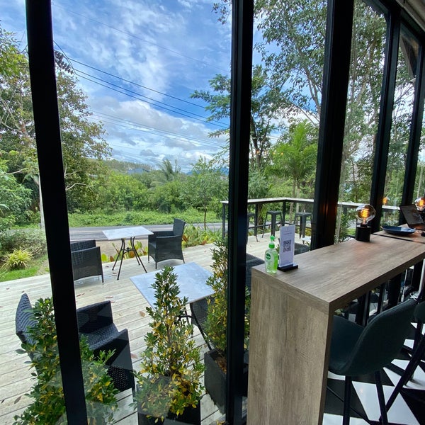 Courtside Cafe by SiamSportsPro - Café