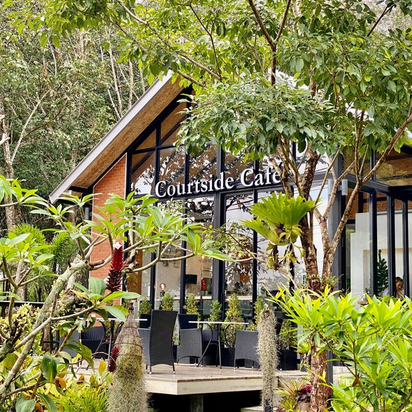 Courtside Cafe by SiamSportsPro - Café