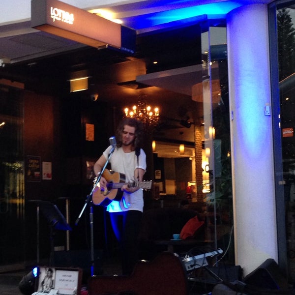 Lot 104 Espresso & Wine Bar - 104/101-105 Mooloolaba Esp