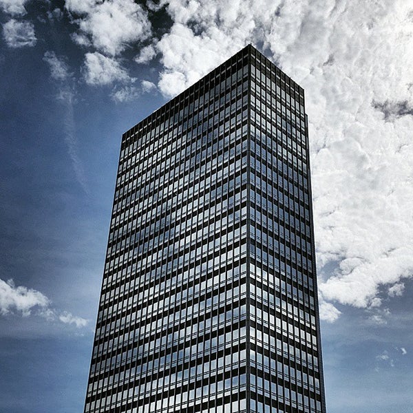 CIS Tower - Office
