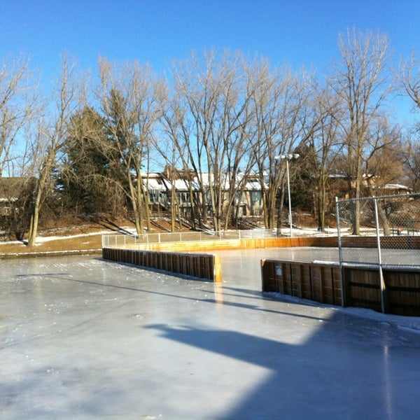 Walnut Ridge Park - Park in Edina