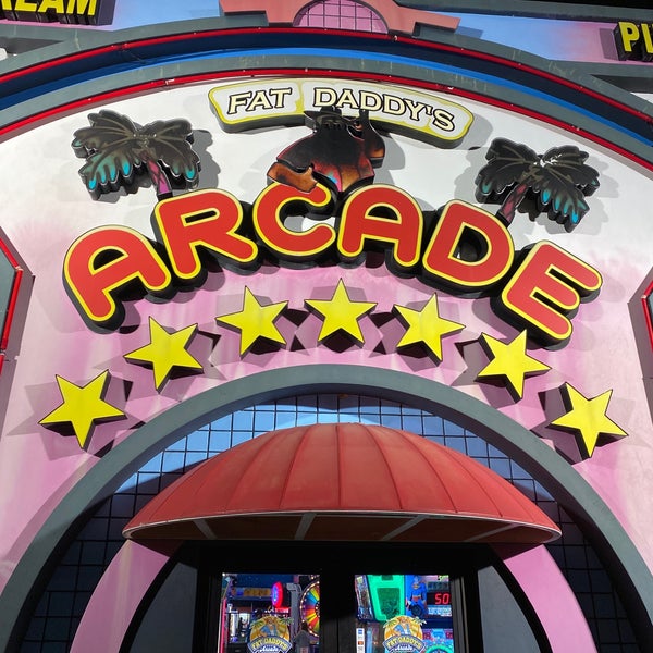 Fat Daddy's Arcade - Arcade