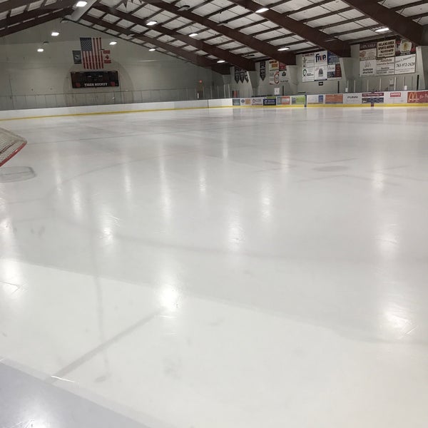Delano Ice Arena - 1 tip