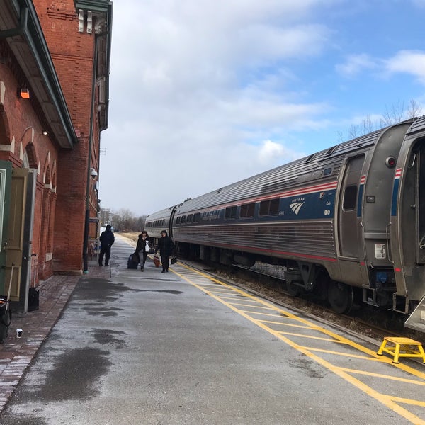 VIA Rail - Niagara Falls Station - Niagara Falls, ON