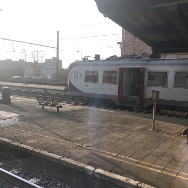 Gare de Waremme - 5 tips from 937 visitors