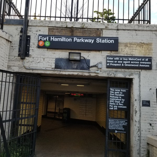 Photos at MTA Subway - Fort Hamilton Pkwy (F/G) - Windsor Terrace - 4 tips