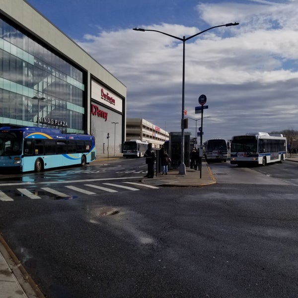 Kings Plaza Terminal - Bus Station in Mill Basin