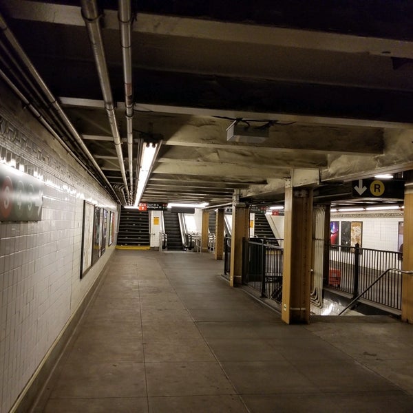 Photos at MTA Subway - Borough Hall/Court St (R/2/3/4/5) - Downtown ...