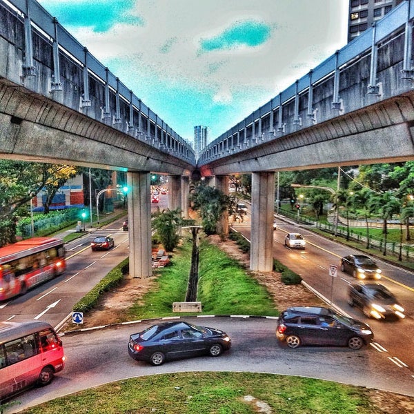 Commonwealth Mrt Station