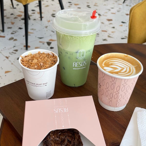 RESUS CAFE - النزهة - الرياض, منطقة الرياض‎