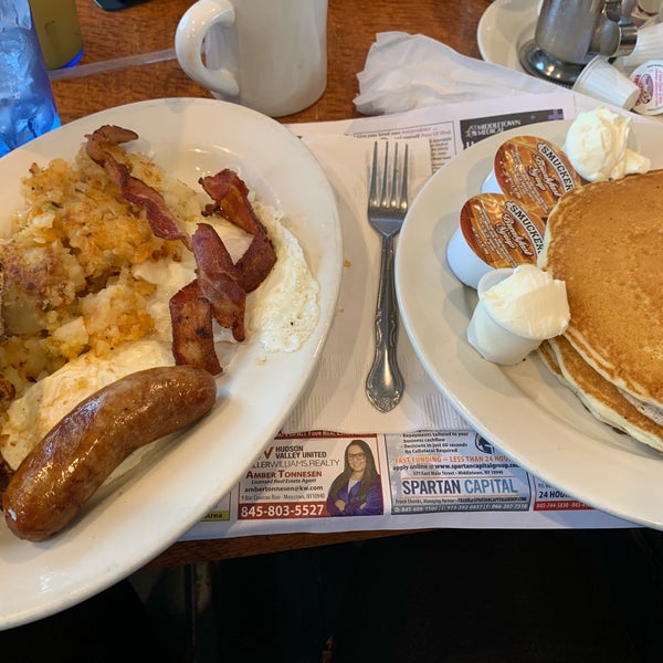 Photos at Americana Diner - Diner in Middletown