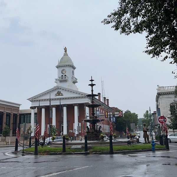 Chambersburg Town Square - Plaza in Chambersburg